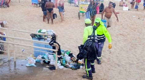 A Gazeta Vila Velha Retira 12 Toneladas De Lixo Das Praias Em Apenas