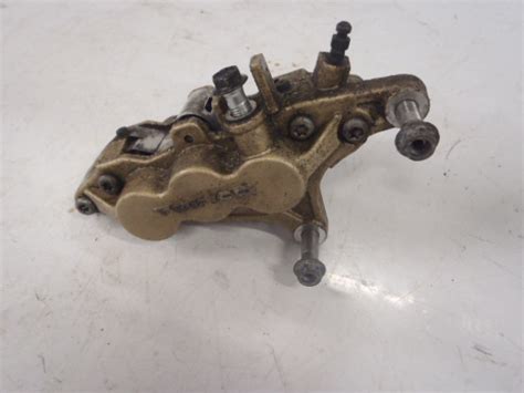Ensemble des pièces disponibles étrier avant droit SUZUKI GSXR HAYABUSA à