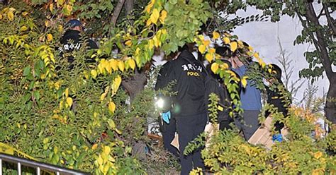 총기사고 현장 조사중인 경찰