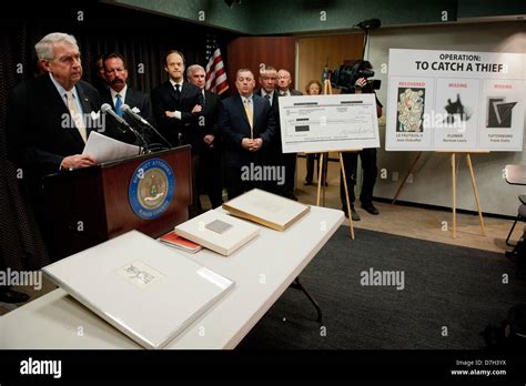 Brooklyn New York Usa 6th May 2013 Kings County District Attorney