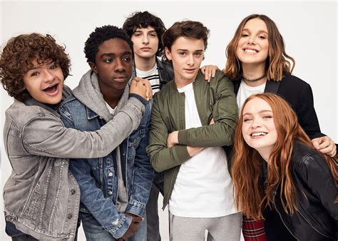 Netflix Celebra Cinco Anos De Stranger Things” Com Fotos Do Elenco Pipoca Moderna