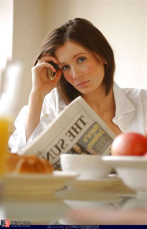 Pregnant Chick Peta Todd My Bump Zb Porn