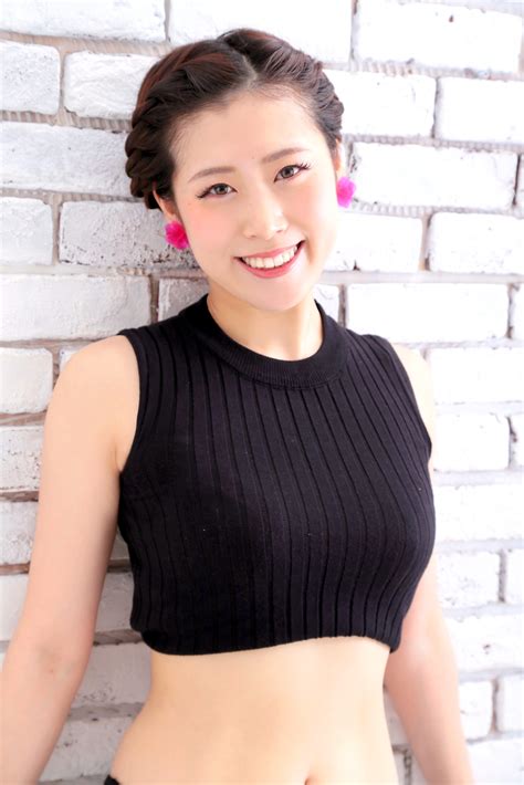 チューブトップ女性 大阪市北区梅田のヘアメイク＆フォトスタジオ パトリック大阪『即日撮影データ100枚以上全納品』