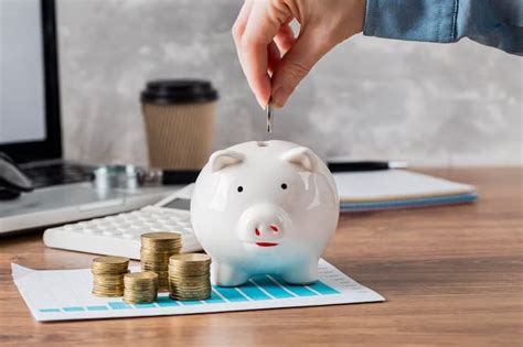 10 Practical Ways To Save Money Every Day