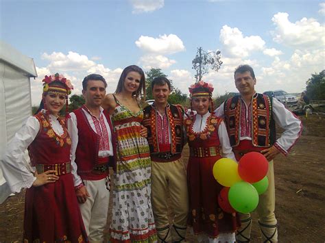 Фолклорна Танцова Формация ГАЙТАНИ