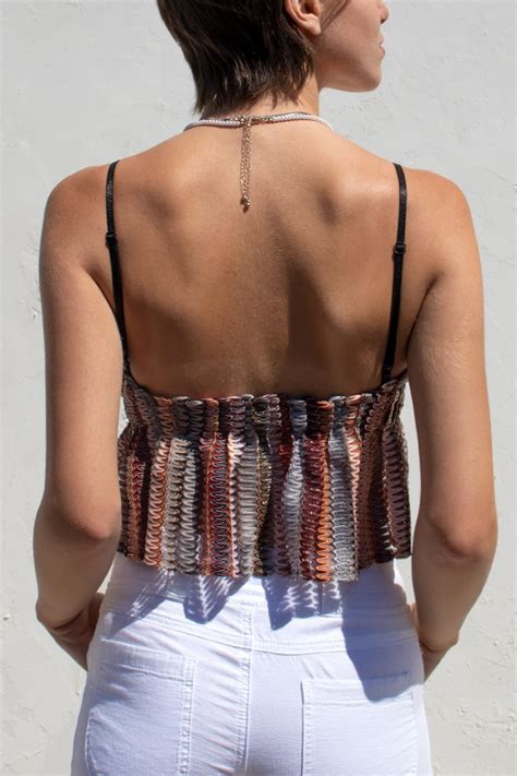 Top Escote En V Colección 2022 Subdued