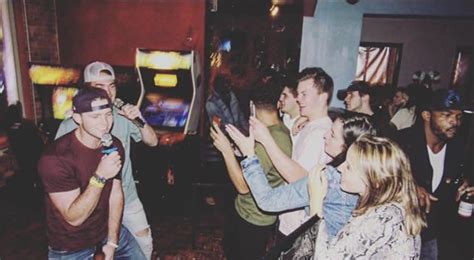 Karaoke Thursdays At Play Visit Pensacola