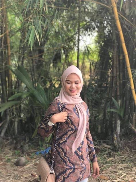 Siapa Yang Ada Full Collection Awek Ni Scrolller
