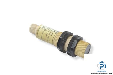 OMRON E3F2 7L P1 PHOTOELECTRIC THROUGH BEAM SENSOR TRANSMITTER