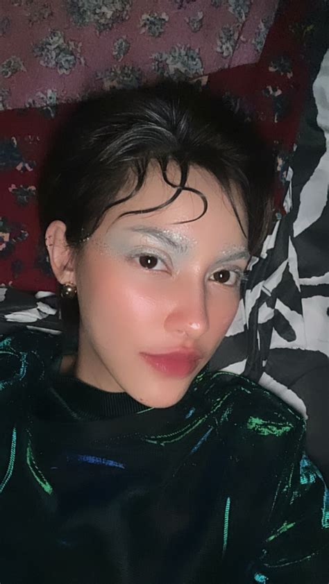 Maddy Makeup รับแต่งหน้าพร้อมทีมช่างภาพ