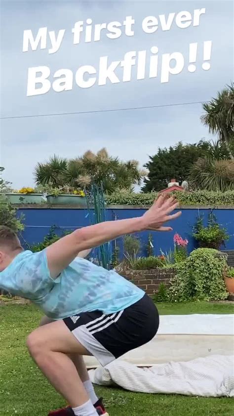 Uk Youtuber Wroetoshaw W2s Harry Lewis Page 21 Lpsg