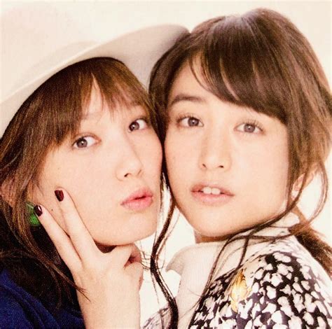 【2966】本田翼さん 山本美月さん エンタミクス 切り抜き By メルカリ