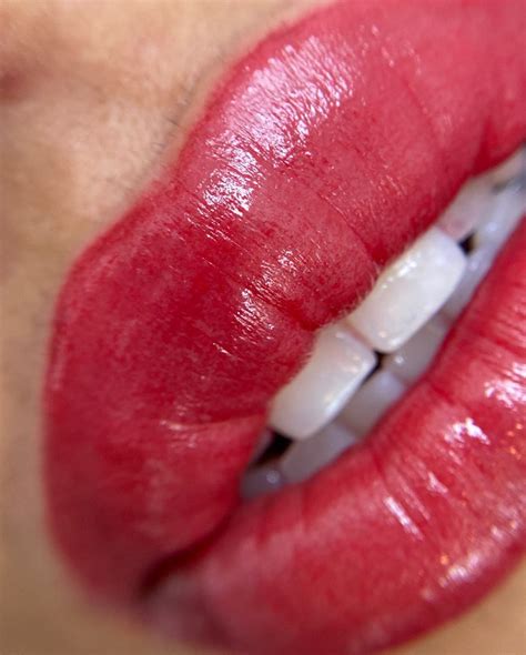 רחלי איפור קבוע