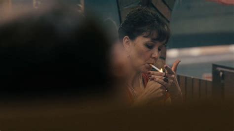 Maggie Gyllenhaal Rsmokingladycelebs