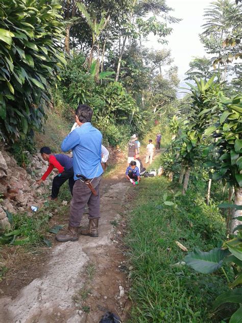 Pemerintahan Desa Kabandungan Bulan Bhakti Gotong Royong Dusun Cimanggu