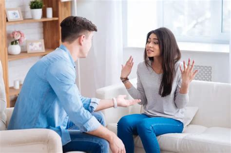 Handling Narcissistic Triangulation In Romantic Relationships Trn