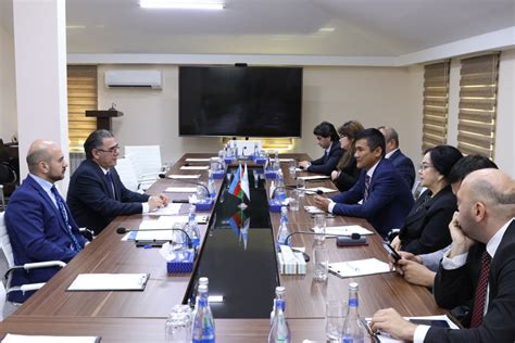 Medianın İnkişafı Agentliyində Özbəkistan Jurnalistlər İttifaqının Nümayəndə Heyəti Ilə Görüş