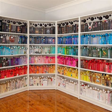 9 Ways To Organize Your Bookshelf Magazine