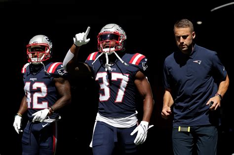 Damien Harris Injury Patriots Rb Returns To Practice As Does Gunner