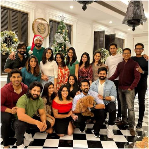 Ram Charan Allu Arjun Celebrates Christmas Party Together At Home राम