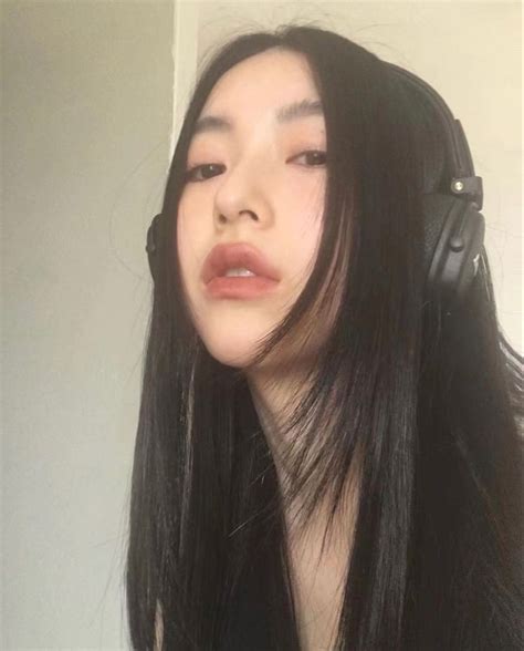 Épinglé Par 향숙 김 Sur 메이크업
