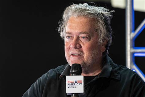 Atta Boy Jeffrey Epstein Coached Steve Bannon To Defend Trump In