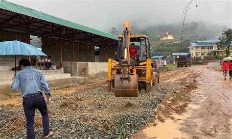 နာဂကိုယ်ပိုင်အုပ်ချုပ်ခွင့်ရဒေသ လဟယ်မြို့တွင် မြို့တွင်းလမ်းပြုပြင်ခြင