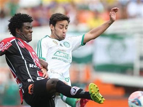 Con Dos Asistencias De Jorge Valdivia El Palmeiras Goleó Al Joinville