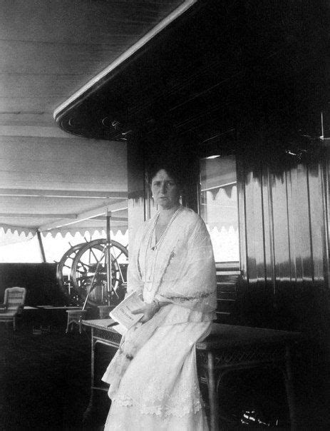 Императрица Александра Федоровна Александра федоровна Царь николай Яхта