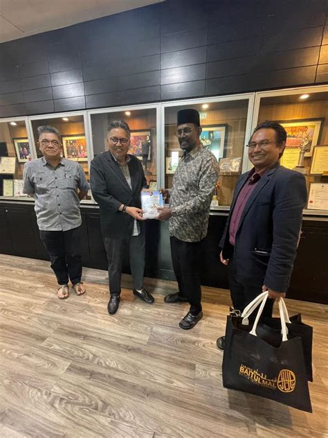 Uis Kunjungan Hormat Delegasi Uis Ke Tabung Baitulmal Sarawak
