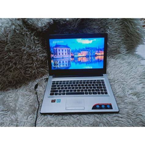 Jual Laptop Lenovo Ideapad 300 Ram 12gb HDD 1000gb Core I5 Gen6 Double VGA Gaming Siap Pakai