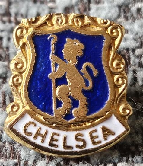 Chelsea Fc Pin Badge Chelsea Shield Badge Small Badge £500 Picclick Uk