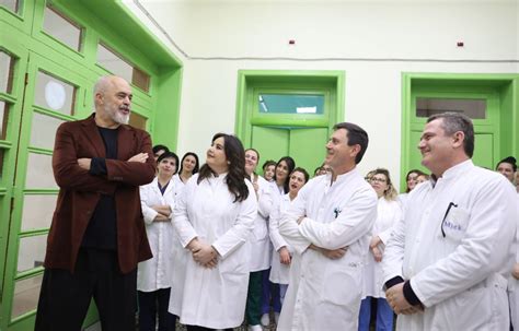 Hyn Në Fuqi Rritja E Pagave Për Bluzat E Bardha Tv Klan