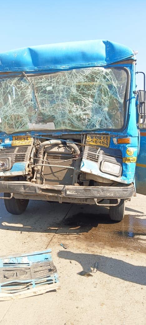 Accident Of St Bus In Buldhana On Samruddhi Mahamarg