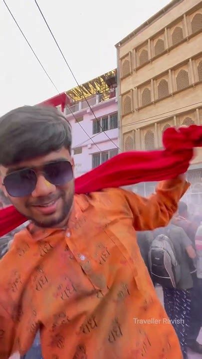 वृंदावन में होली खेलने उमड़ा लाखों भक्तों का जनसैलाव Youtube