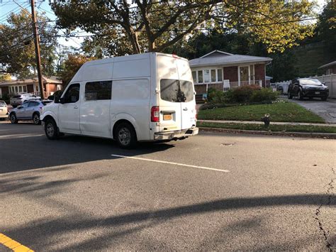 Facebook Rumors About Sex Traffickers In White Vans Spread