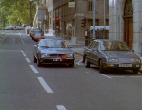 IMCDb Org 1986 Ford Sierra 2 0i Ghia MkI In Bullseye 1990