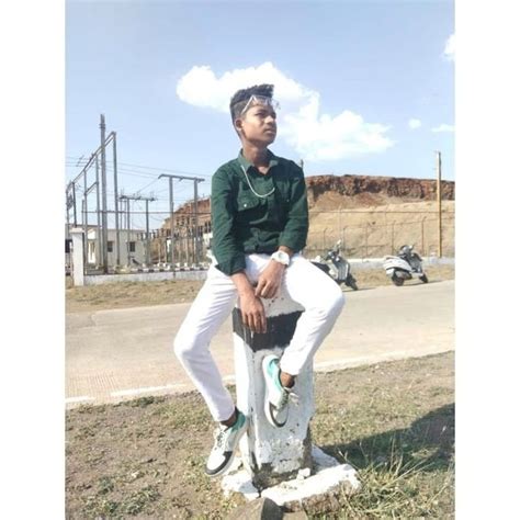 ㅤ𝐕𝐈𝐍𝐀𝐘𝐀𝐊 Vinayak X0 On Threads