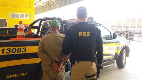 Homem Com Mandado De Prisão Em Aberto é Preso Pela Prf Sergipe G1