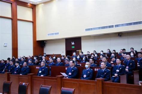 以案示警！旁听席上来了一群特殊听众澎湃号·政务澎湃新闻 The Paper