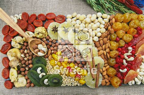 Орехи и сухофрукты Орехи и сухофрукты с доставкой на дом