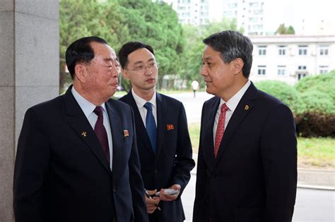 王亚军大使举行纪念中朝友好合作互助条约签订62周年招待会