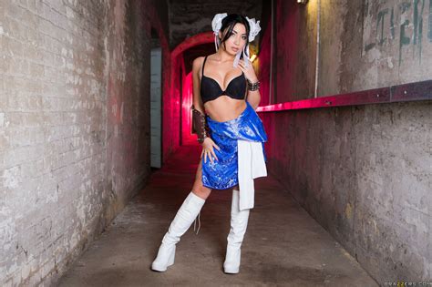 Sex Fighter Chun Li Vs Cammy Sex Fighter Chun Li Vs Cammy XXX Parody 64 Porn Pic