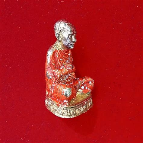 หลวงพ่อโต สมเด็จพุฒาจารย์ โต พฺรหฺมรํสี Ennxo