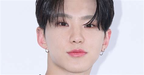 세븐틴 호시 호랑해 오늘 하루 쉽니다 [se★포토]