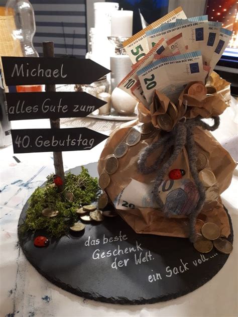 Pin By Marion On Geldgeschenke Creative Money Gifts Creative
