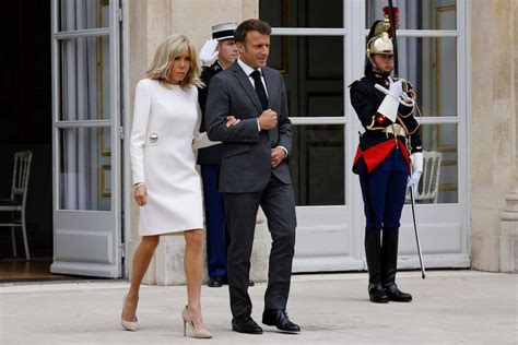 Mulher De Macron Convida Janja Para Piquenique Em Paris Estadão
