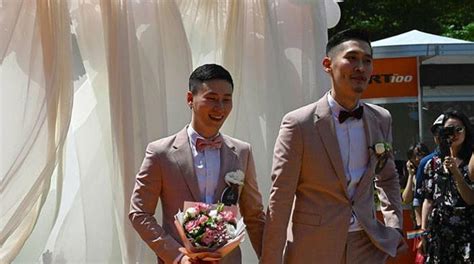 Taiwan Holds First Gay Marriages In Historic Day For Asia