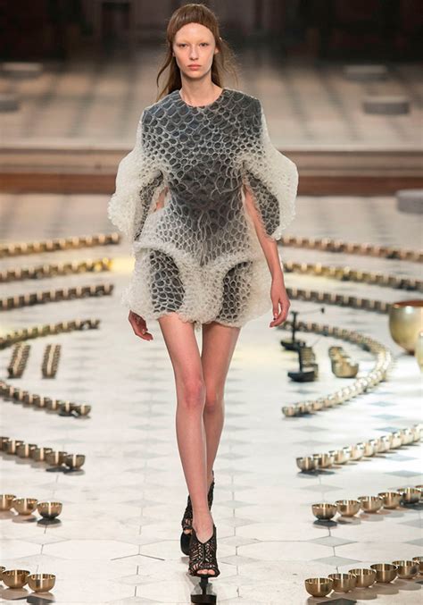 Iris Van Herpen 2016 2017 современные технологии для высокой моды