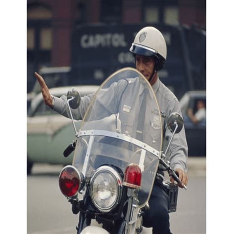 Officer Explore The Mpdc History